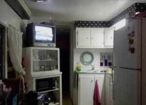 1954 Pacemaker Tri-Level Mobile Home Remodel | Mobile Home Living